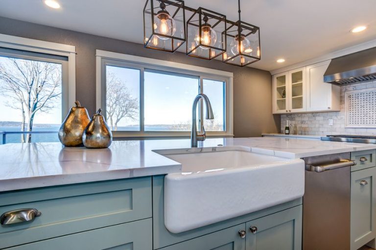 15 Mobile Home Kitchen Ideas That Look Great