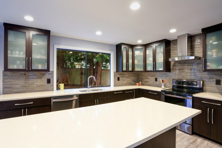 15 Mobile Home Kitchen Ideas That Look Great