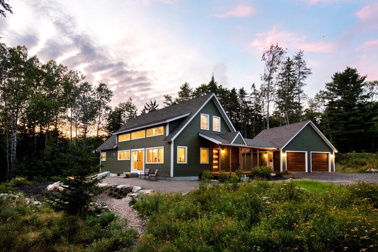 The Top 12 Three-Story Prefab Homes