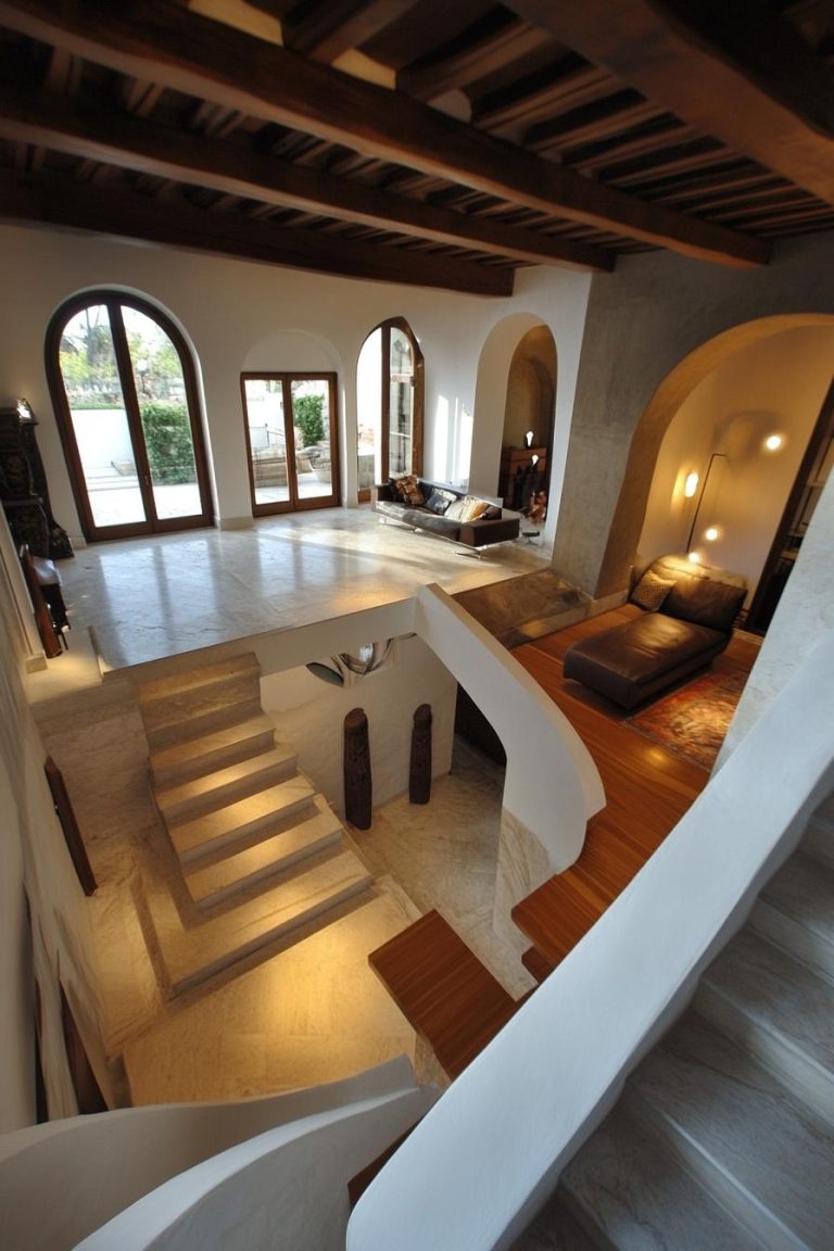 40 Irresistible Italian Houses