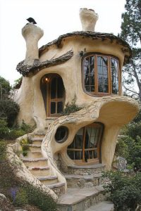 30 Unusual Homes That Push the Boundaries