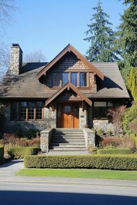 50 American Suburban Houses That Balance Space and Style