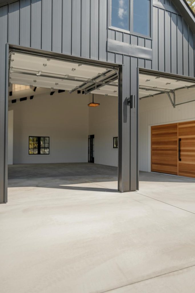 54 Garage Houses for Function and Flair