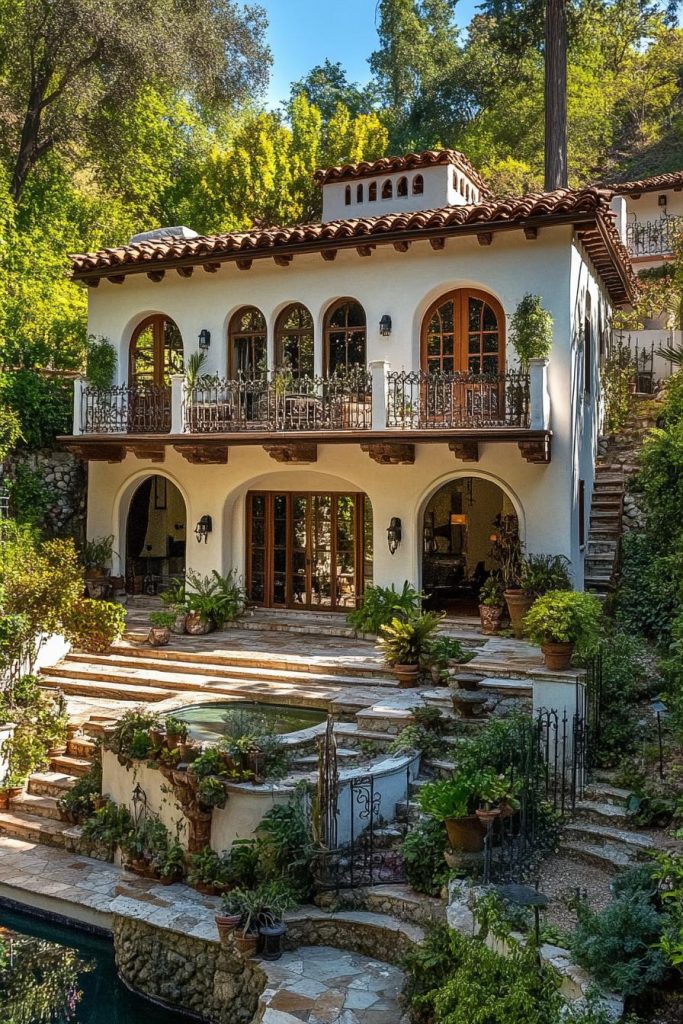 84 Mediterranean Villas With Sun-Kissed Exteriors and Scenic Views