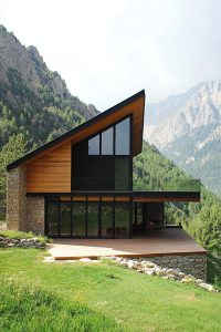 36 Dreamy Mountain Chalets with Scenic Views