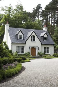 31 Irish Cottages That Feel Like a Fairytale Come True