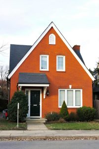 73 Orange Brick Houses That Pair Perfectly with Wood & Greenery