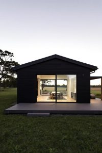37 Awesome Australian Cottages with Outback and Coastal Vibes