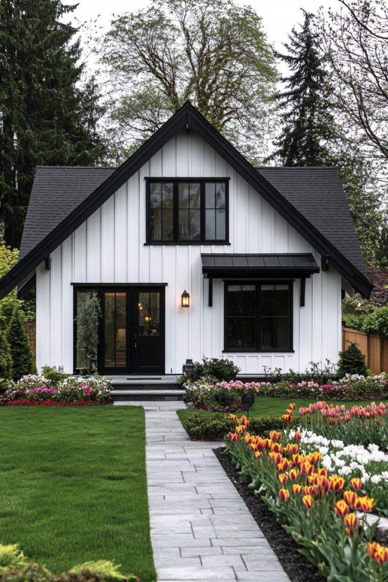 32 Contemporary Cottages That Blend Charm with Clean Lines