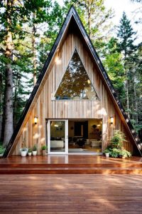 30 A-frame Cottage Designs Blending Adventure and Comfort