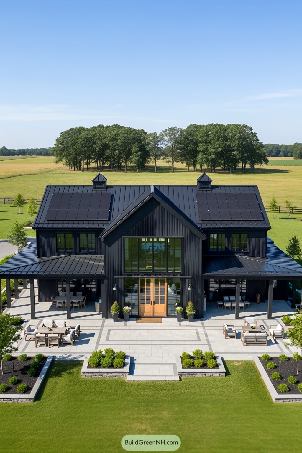 23 Black Pole Barn Houses That Are Anything But Ordinary