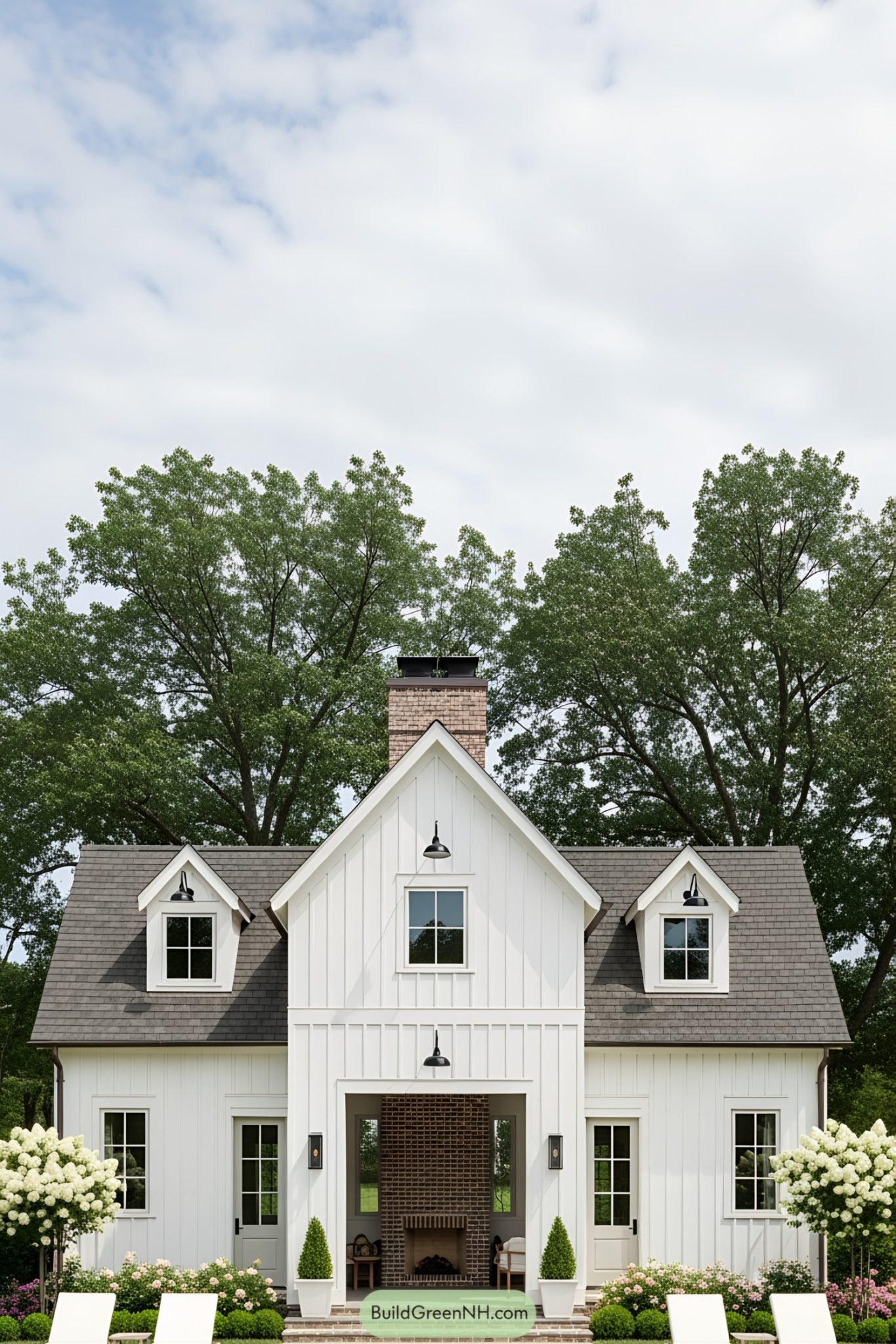 25 Farmhouse Pool Houses That Will Make You Want to Dive In