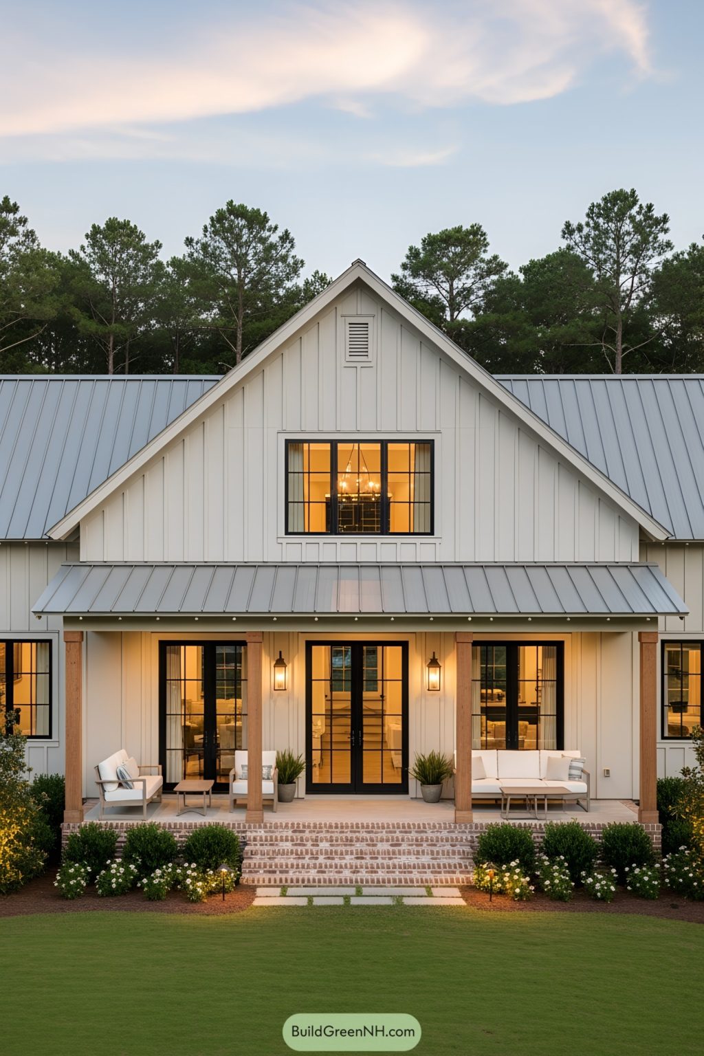 15 Barndominium Beach Houses That Will Make You Say Yeehaw