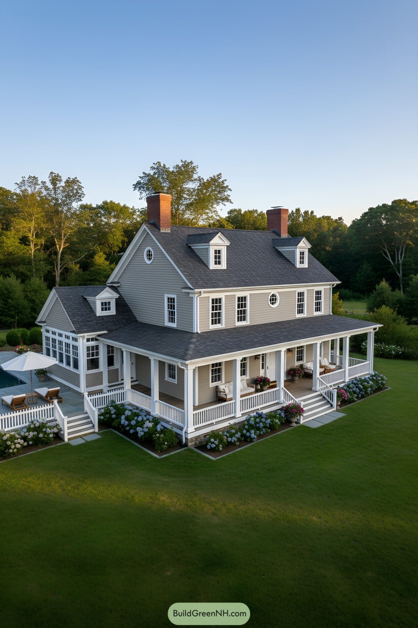 23 Colonial Farmhouses You'll Love for Their Classic Charm