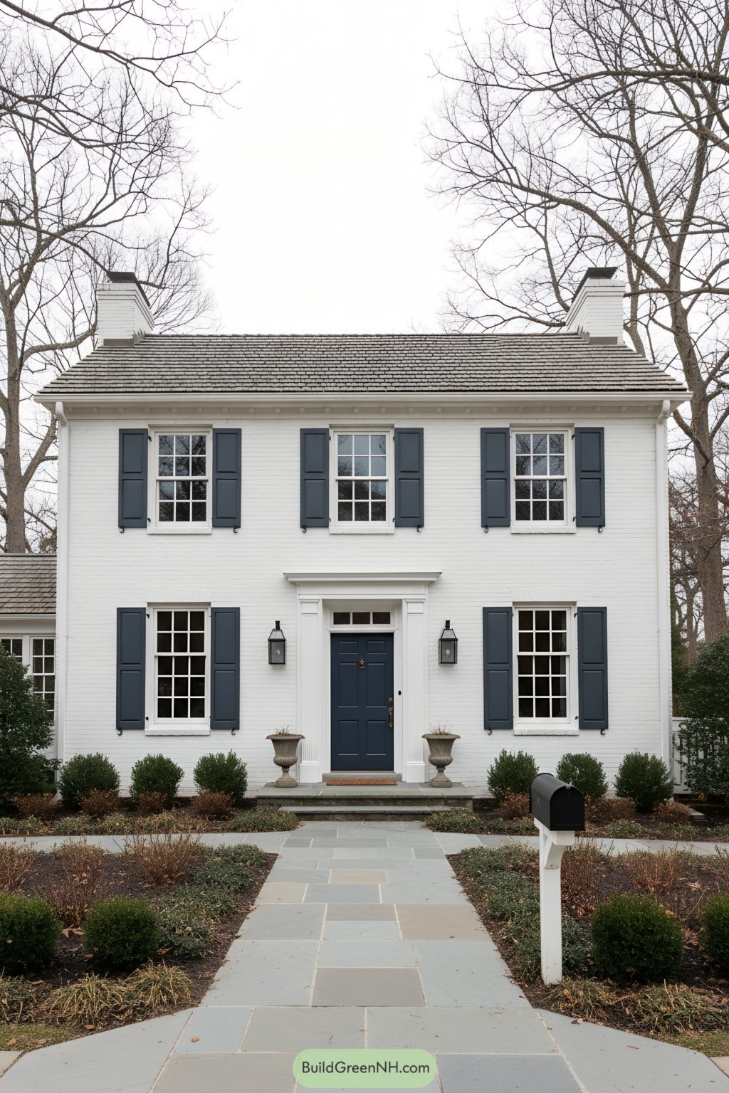 27 White Colonial House Designs With Timeless Elegance